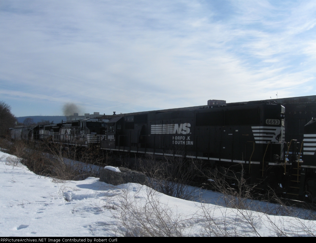 NS 6693 on 34A